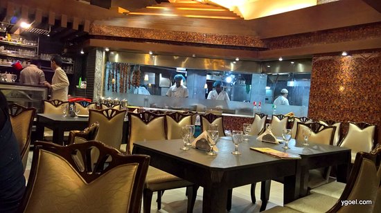 Tava Restaurant & Lounge